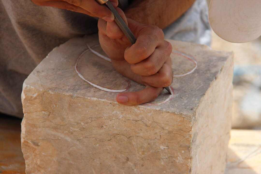 Stage de gravure de pierre - Commune de Courmangoux - Site officiel